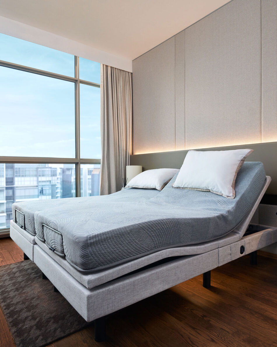 Simmons Adjustable Bed - Simmons | Leading Premium Mattress Brand
